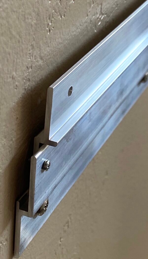 Image Gallery - StaysLevel Frame Hangers